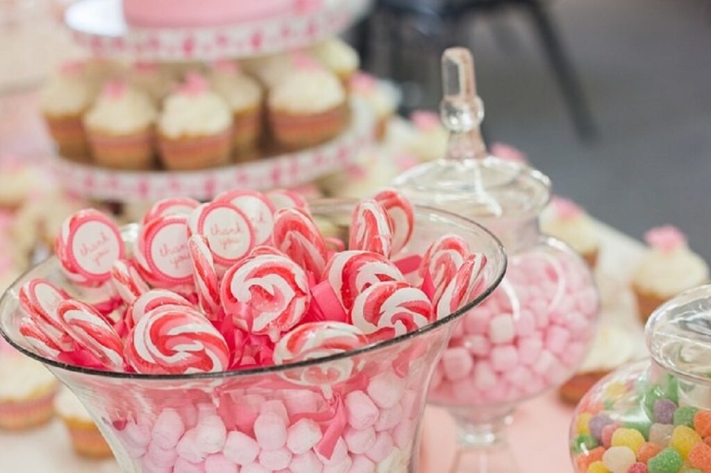 Candy Wedding Favors Add a Sweet Touch to Your Event - Wockenfuss Candies