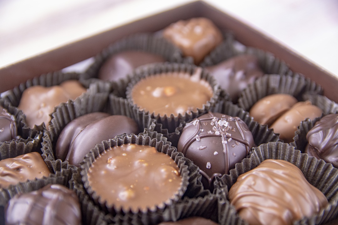 5 Reasons to Give Assorted Chocolates for Valentine’s Day - Wockenfuss ...